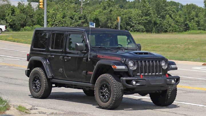 450HP Jeep Wrangler 392ci HEMI V8 Spy Photos | DrivingLine