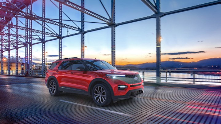 Hot Rod SUV: 2021 Ford Explorer "Enthusiast" ST | DrivingLine