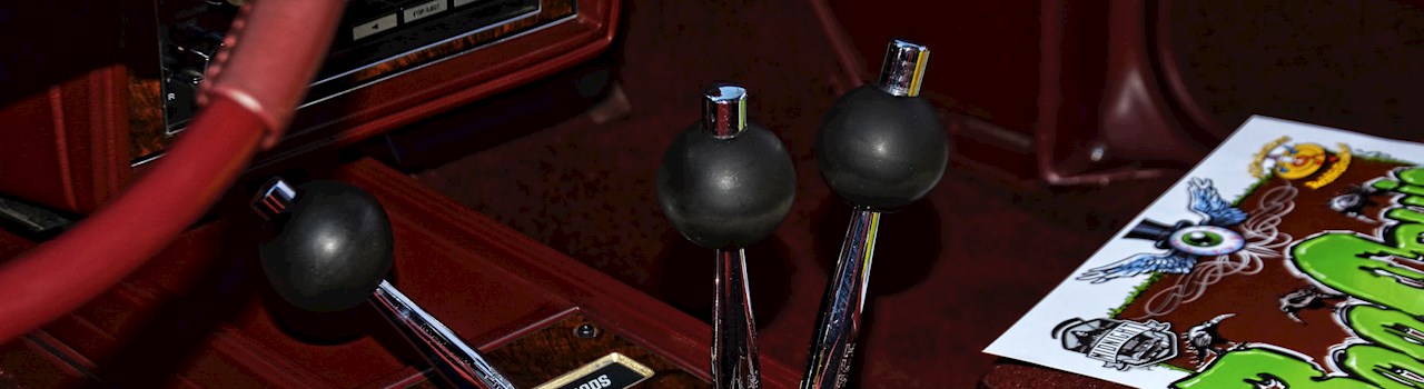 The Hurst Lightning Rods Shifter System Was The Craziest '80s ...