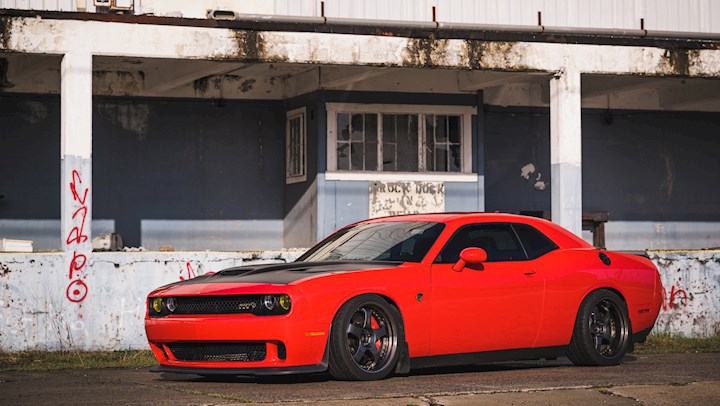 Hellgato: Bagged Dodge Challenger Hellcat with JDM Vibes | DrivingLine