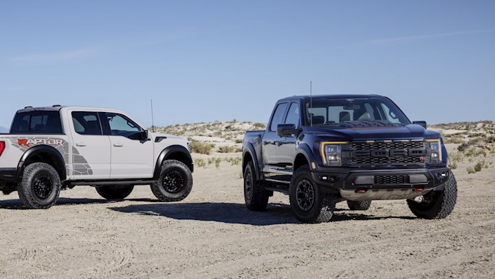 Ford F 150 Raptor R Vs Ram 1500 Trx Supercharged Off Road Pickup Trucks Compared Drivingline