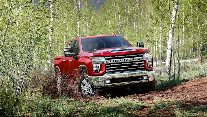 No Diesel Needed? Comparing the 3/4 Ton V8 Options from Chevy, Ford and ...