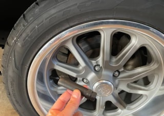 What Are Locking Lug Nuts and How Do They Work? We Examine 3 Different ...