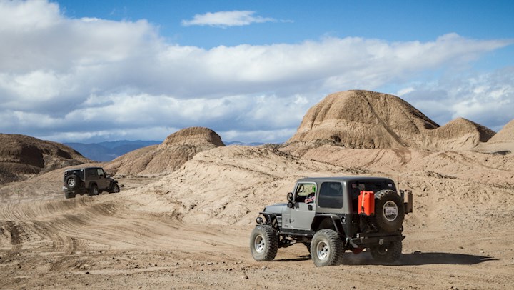 10 Tips for Surviving Desert 'Wheeling | DrivingLine