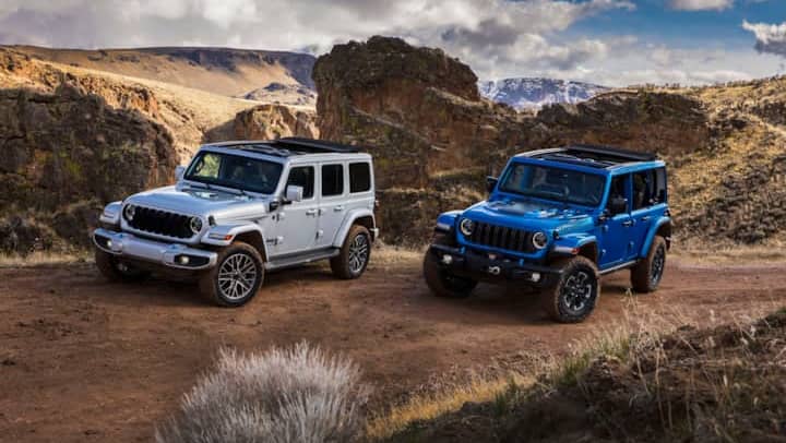 Jeep Wrangler 4xe Plug-in-Hybrid vs Wrangler Gasoline: Which is the ...