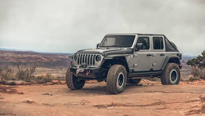 Getting Out in the Real: Jeep Accessories for Off-Roading | DrivingLine