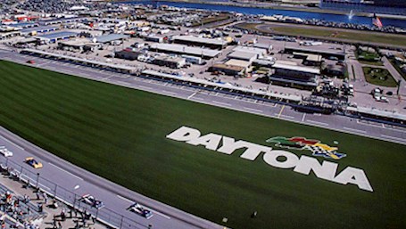 Sharp Sand: History of Speed at Daytona | DrivingLine