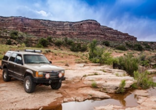 Exploring Utah's Comb Ridge and Cedar Mesa Off-Road | DrivingLine