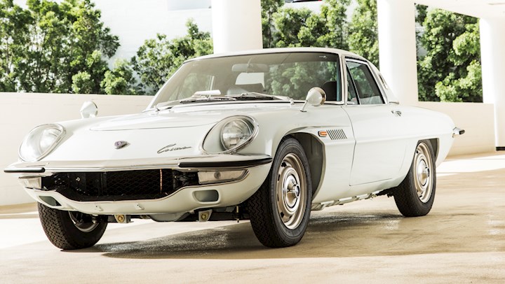 Mazda Cosmo Was a Pre-2000GT Japanese Sportscar | DrivingLine