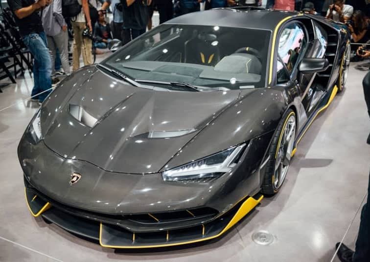 Lamborghini’s Gift of the Century: The Centenario [Gallery] | DrivingLine