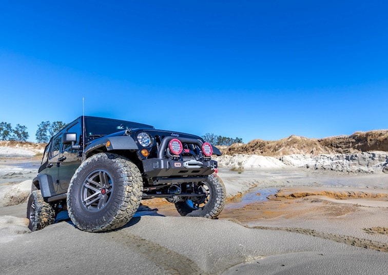 JKS Manufacturing 2.5 Suspension Lift Review | DrivingLine