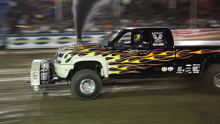 Anatomy of a Super Stock Diesel Truck | DrivingLine