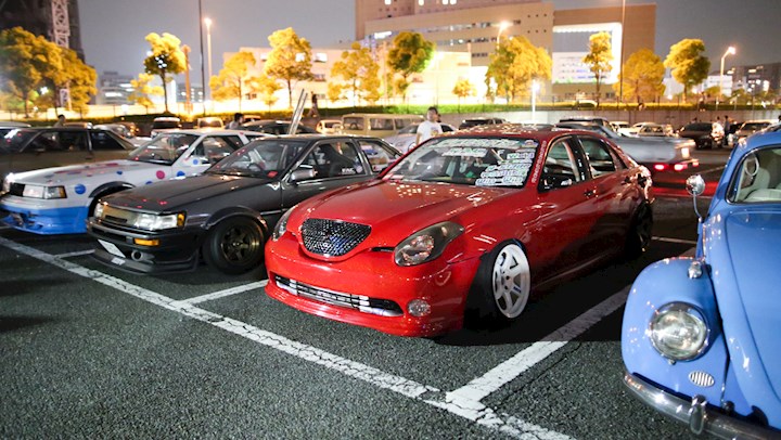 Yokohama Sunset, Wangan Sunrise: A Crazy Night in Japan | DrivingLine