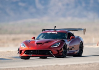 A Vicious Time Attack Viper ACR | DrivingLine