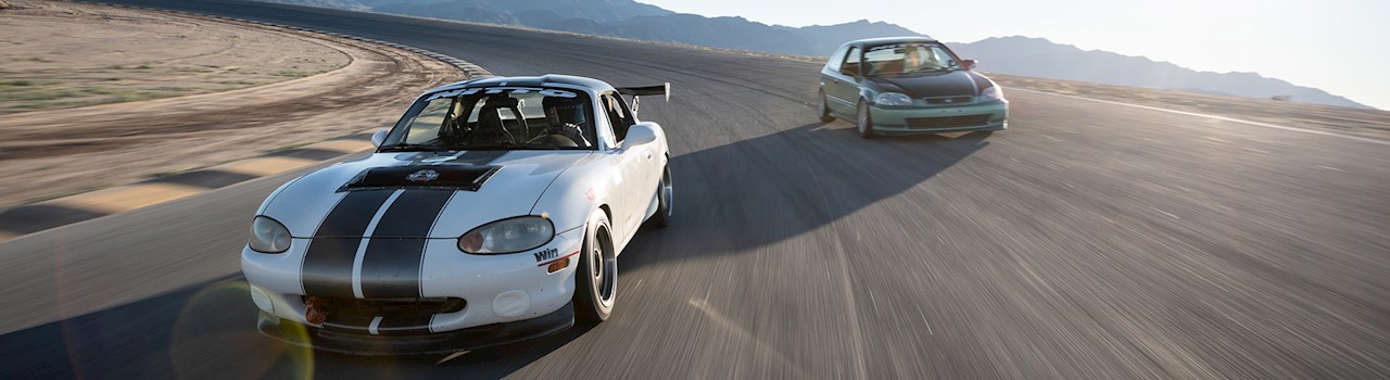 Driver Battles: ’99 Miata NB vs. ’96 Civic Hatch | DrivingLine