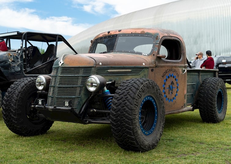 '17 Toyota Tacoma Lifestyle Rig | DrivingLine