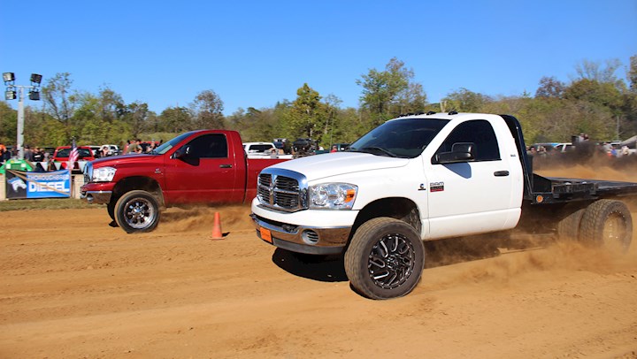 Dirt Drags: The Latest Craze Among Diesel Truck Owners | DrivingLine