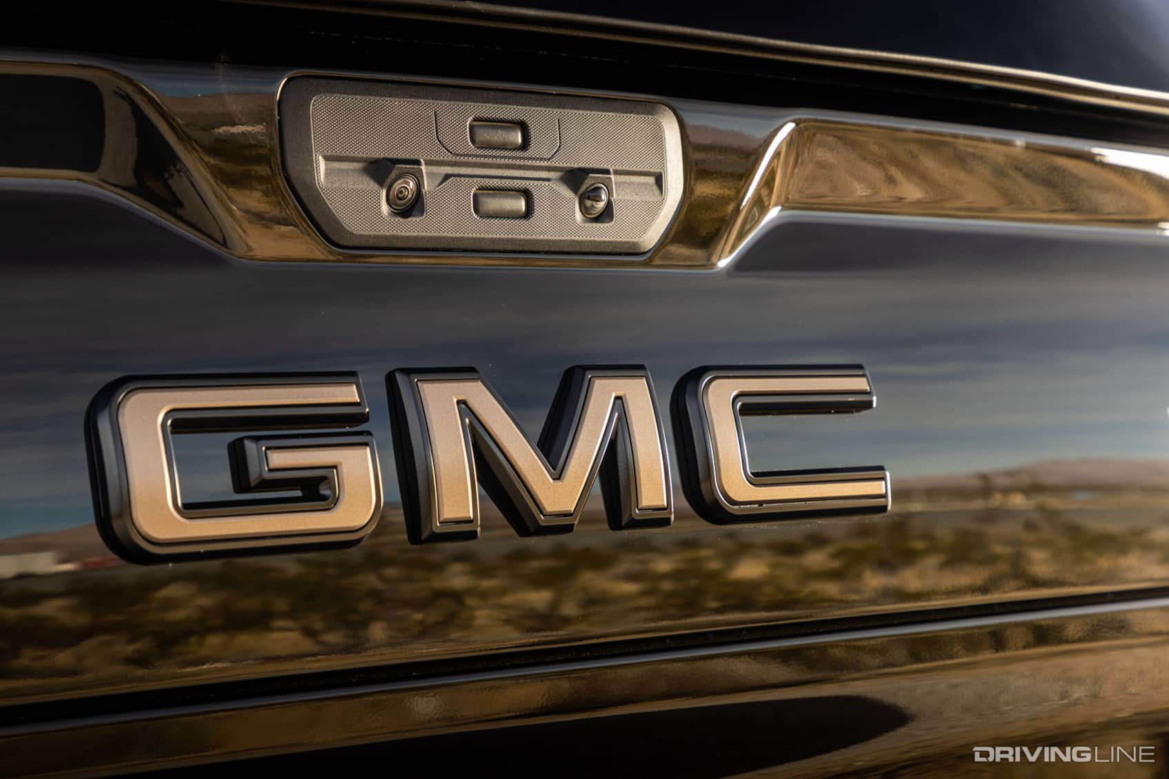 Flat Out's Brand New Two-Door GMC Jimmy: How a Shop Brought Back the ...