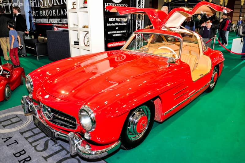 Glorious Gullwing | DrivingLine