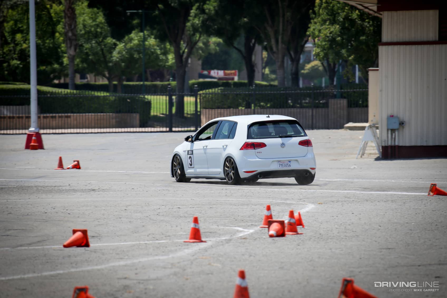 Staggered or Square: The Pros and Cons of Running Different Sized Tires ...