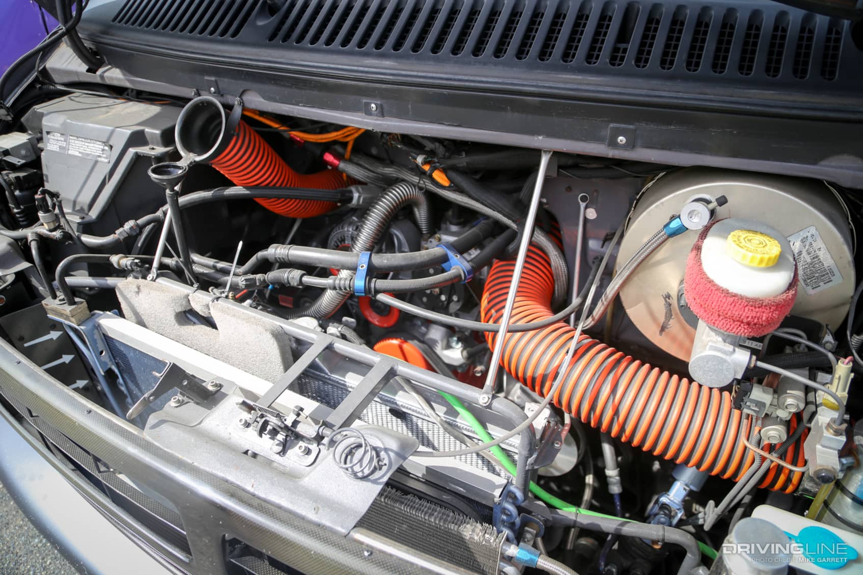 Dodge Van Life: Visiting Tokyo's Most Unusual Tuning Shop | DrivingLine