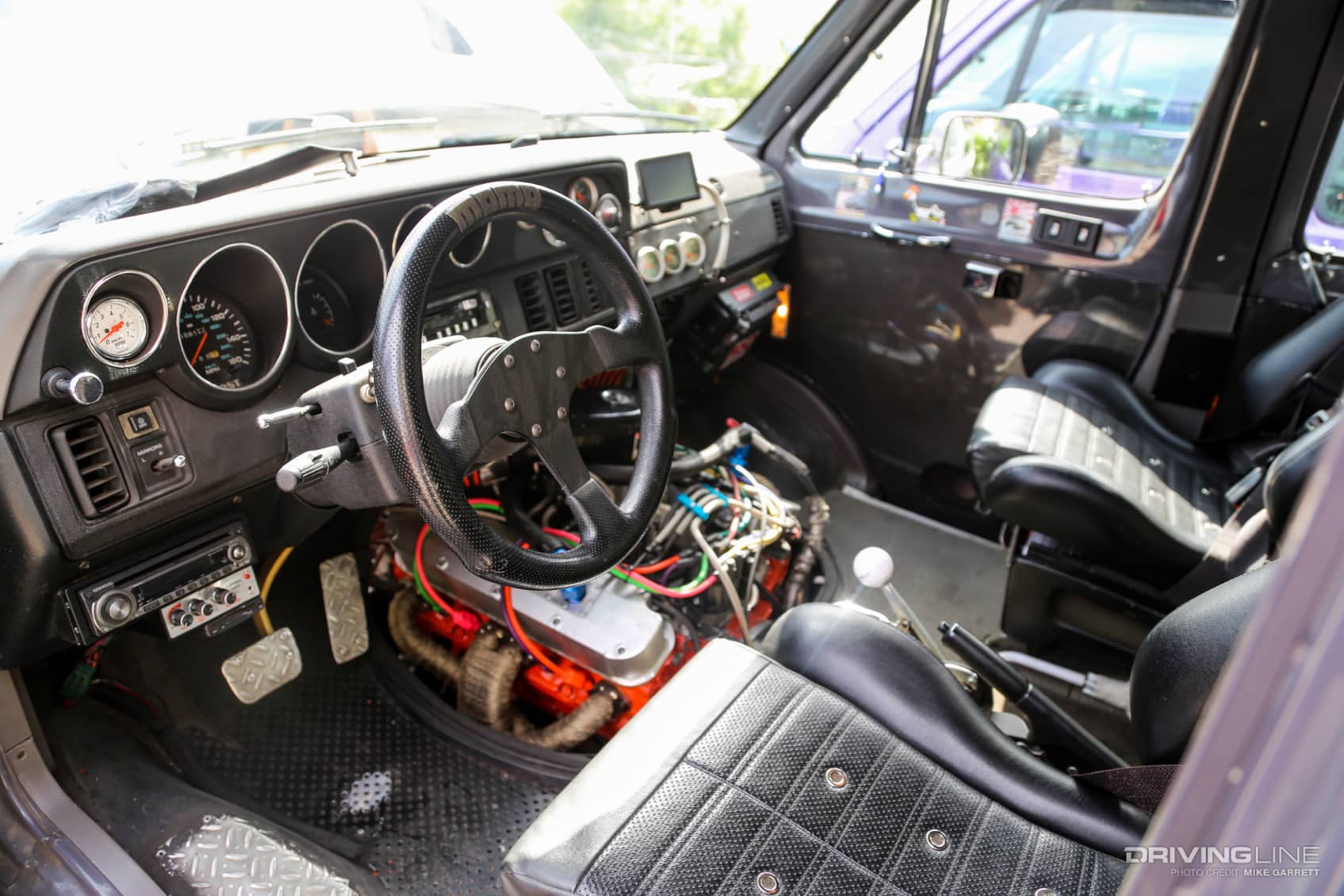 Dodge Van Life: Visiting Tokyo's Most Unusual Tuning Shop | DrivingLine