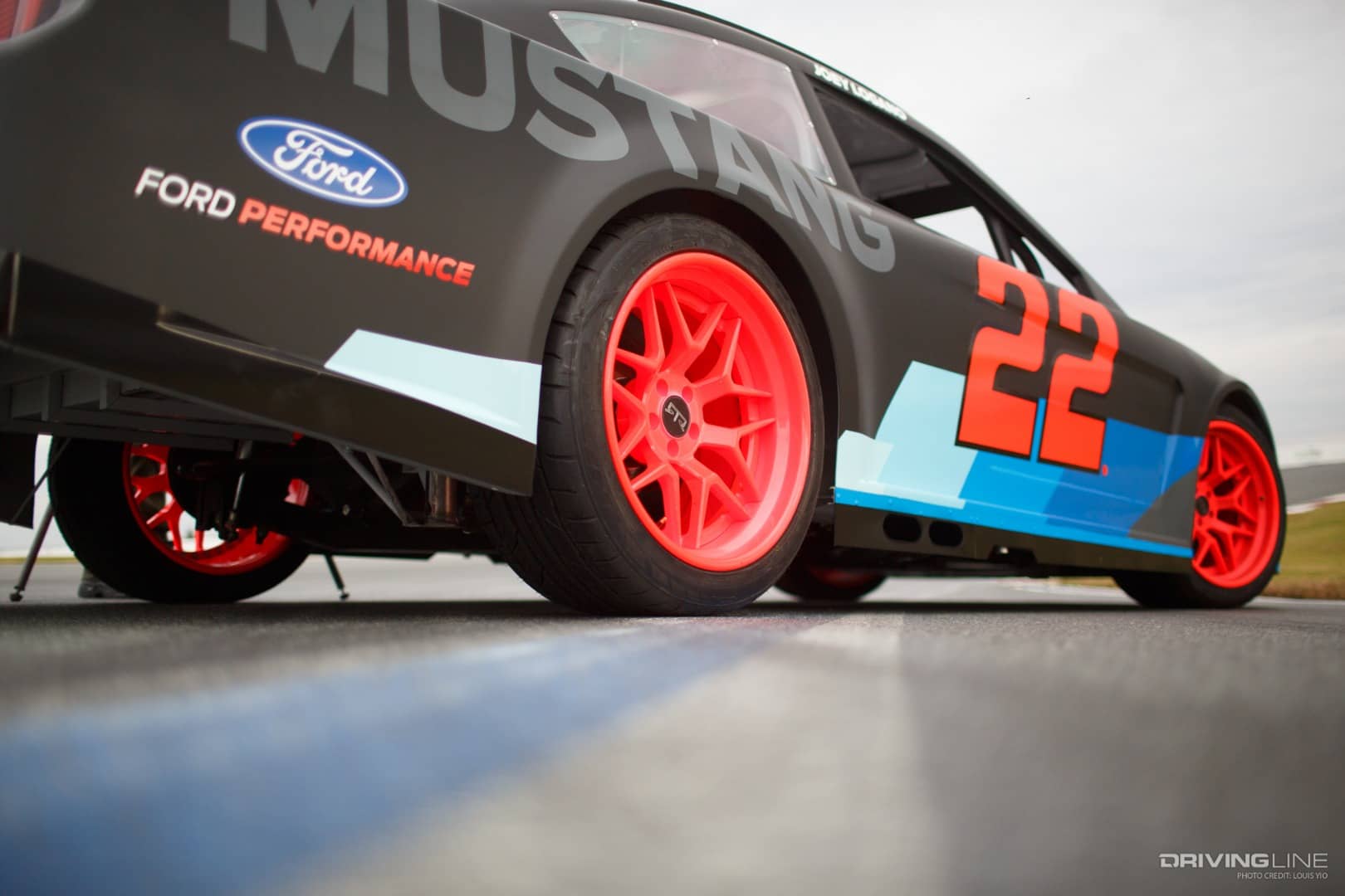 There's a New Ford Mustang Driver in Town [VIDEO] | DrivingLine