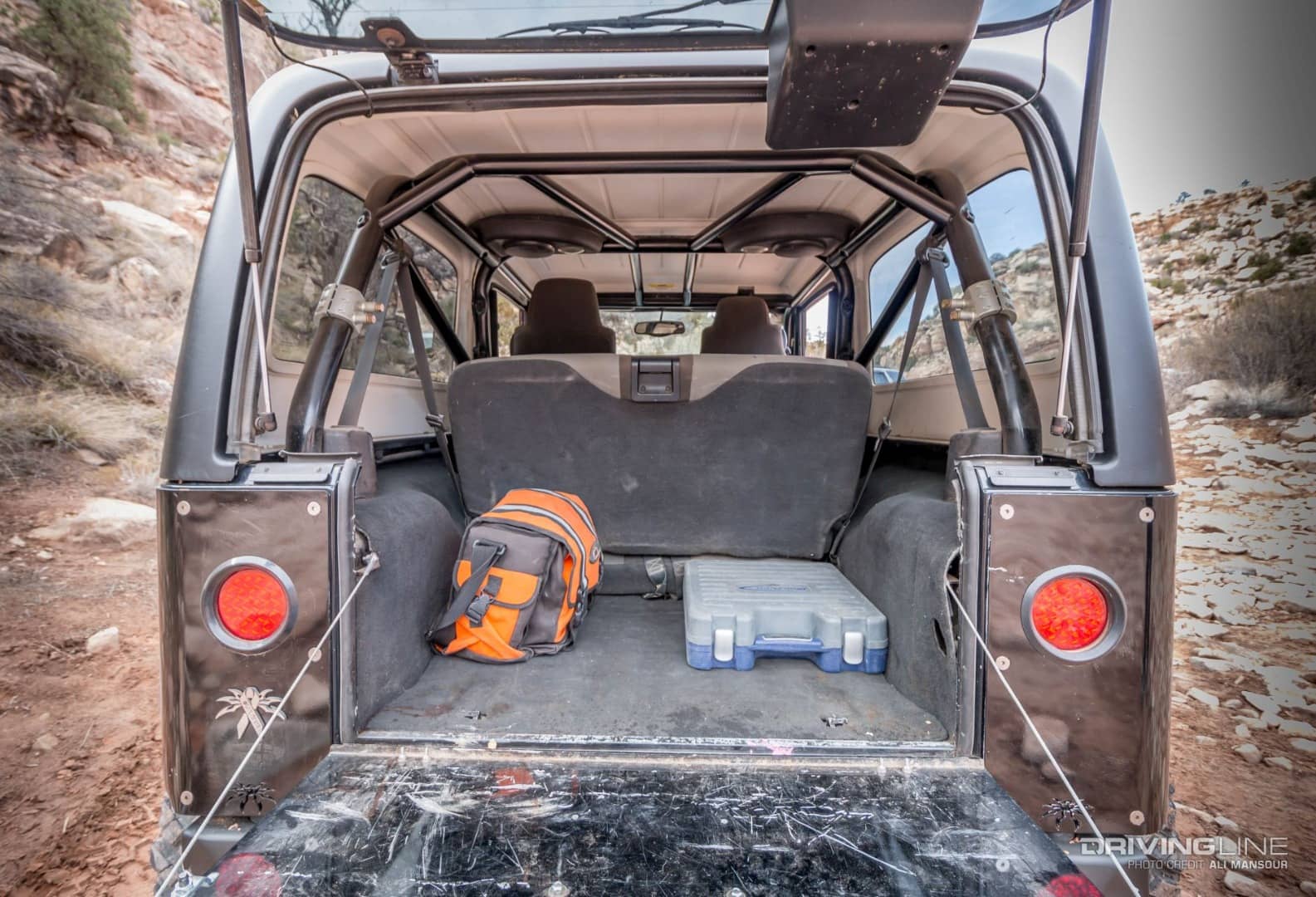 The Jeep Wrangler Unlimited LJ Is The Stretched Two-Door TJ You Forgot ...