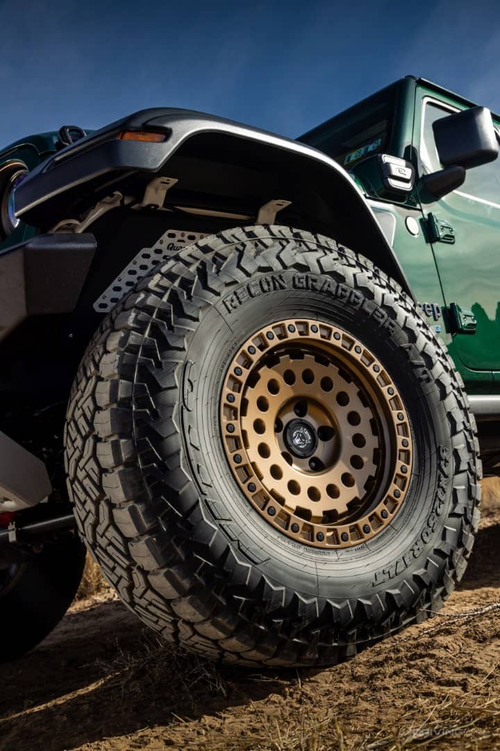 Quadratec JTe: A Gladiator Built to Tread Lightly | DrivingLine