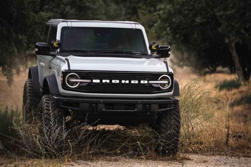 37" Bronco Battle: Two Different Cross-Country Takes on Ford's Revived ...