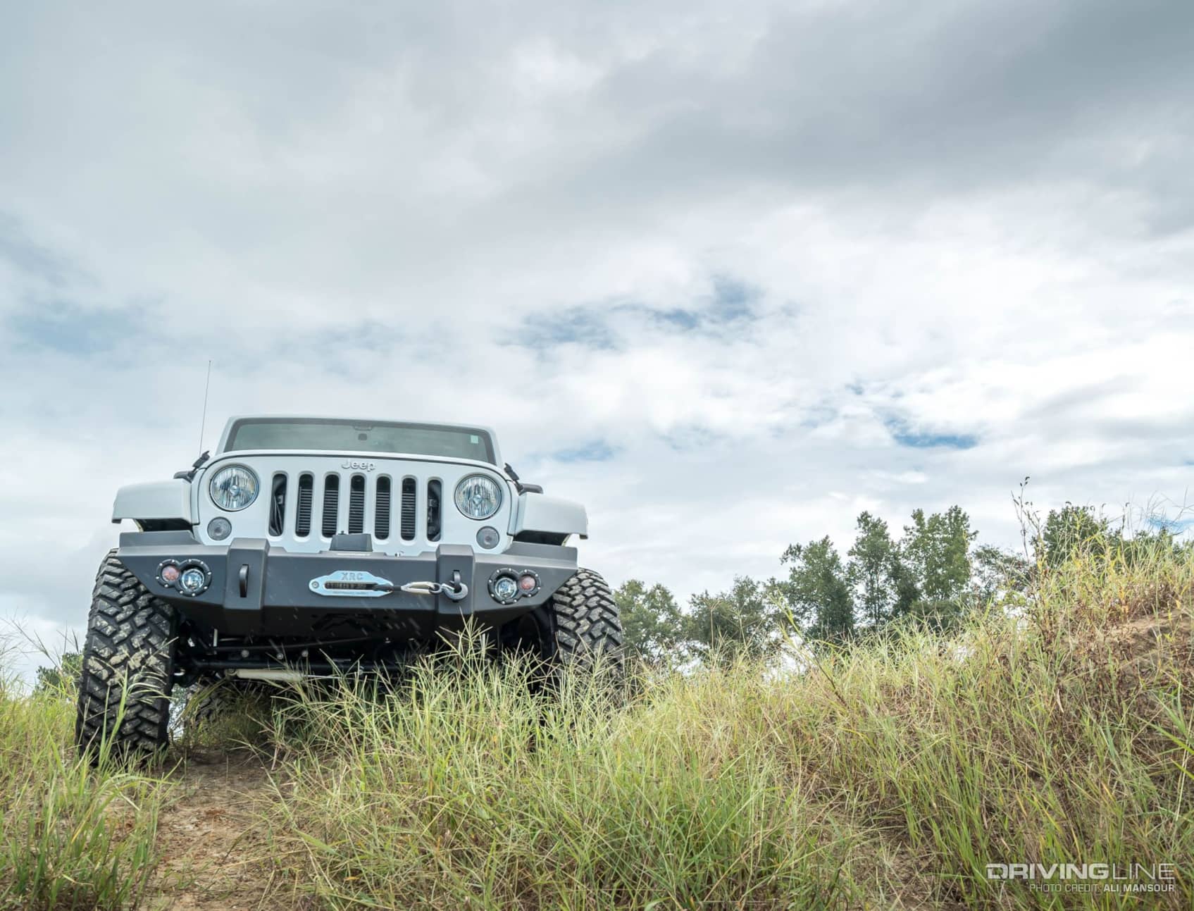 Fab Fours Jeep Wrangler JK Lifestyle Front Winch Bumper Review [Video ...
