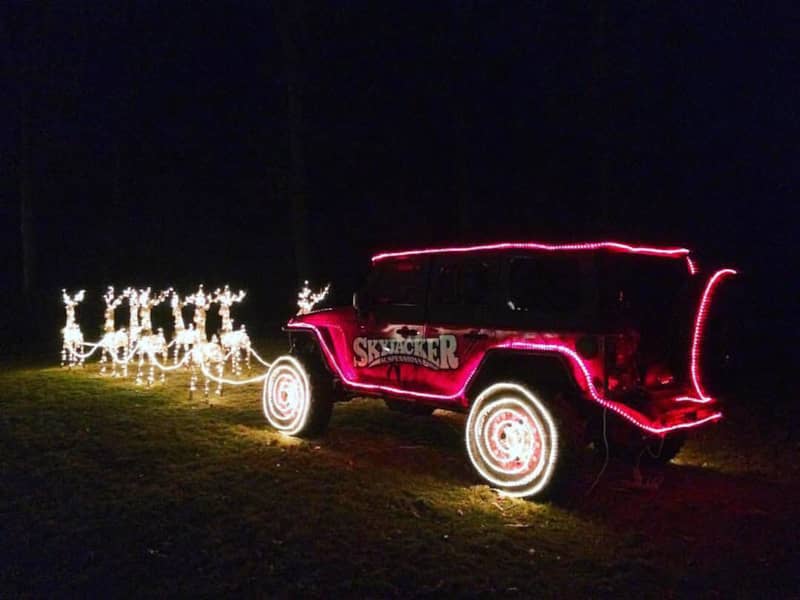 Talking Shift_10: Cars With Christmas Spirit | DrivingLine