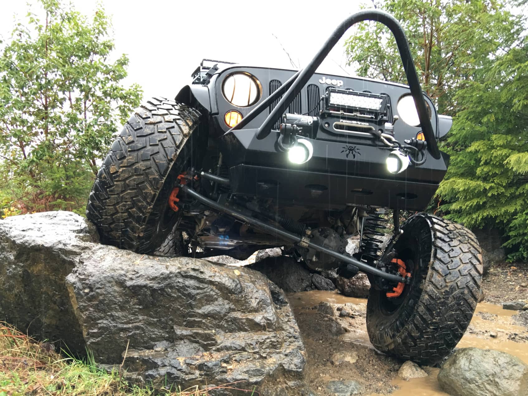 Take 5: A GMC Sierra Stormtrooper and a Jeep JK Named Jules | DrivingLine