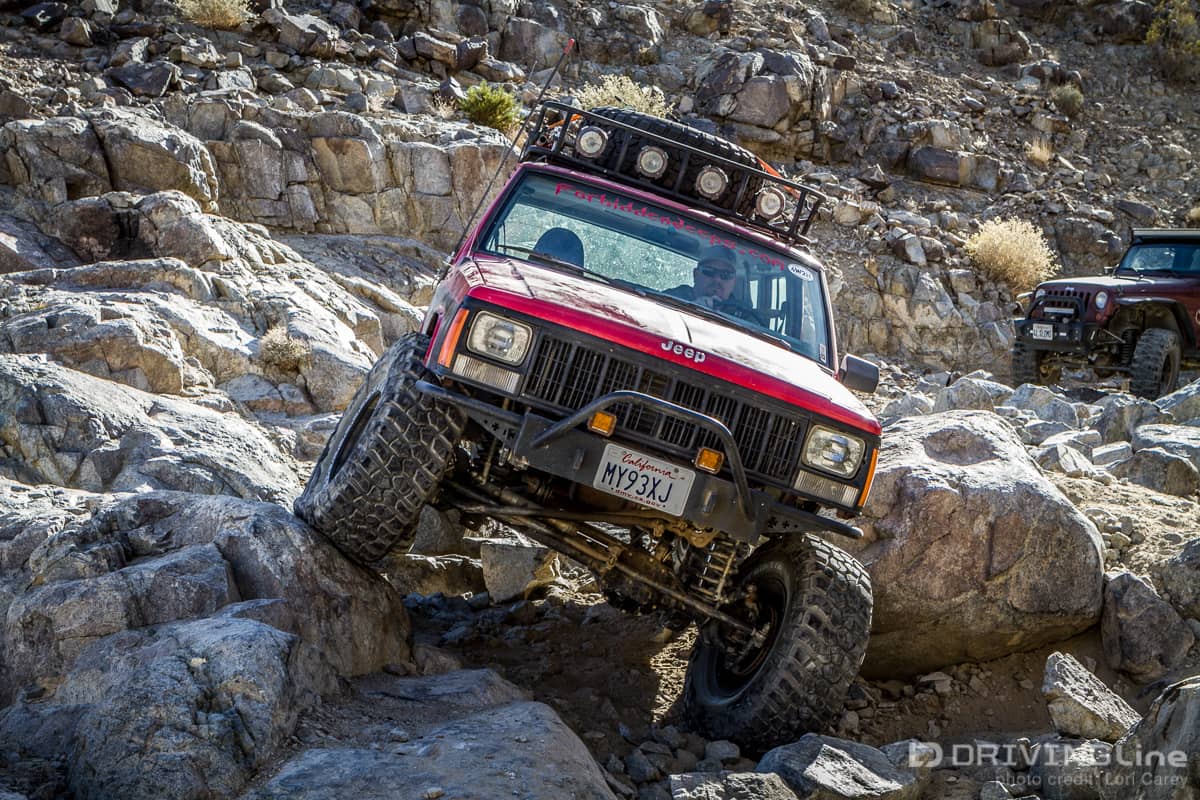 Off-Road Basics: Axle Articulation - Got Flex? | DrivingLine