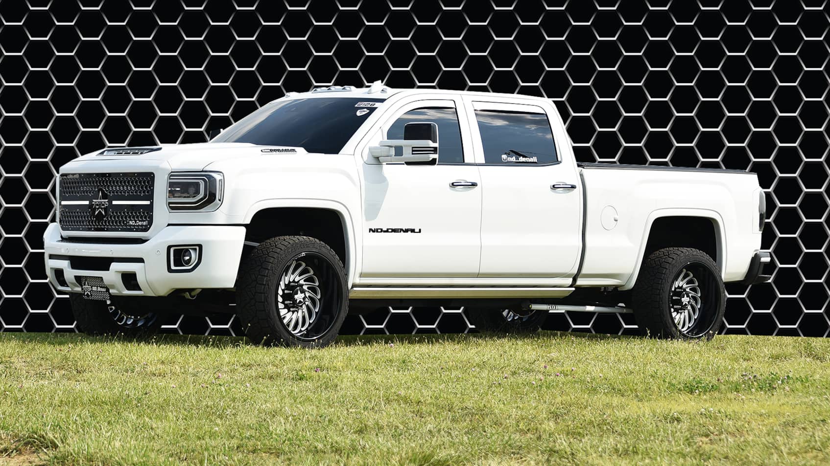 Heaven On Earth: A ‘15 GMC Sierra 2500 HD Denali Duramax Packing Luxury ...