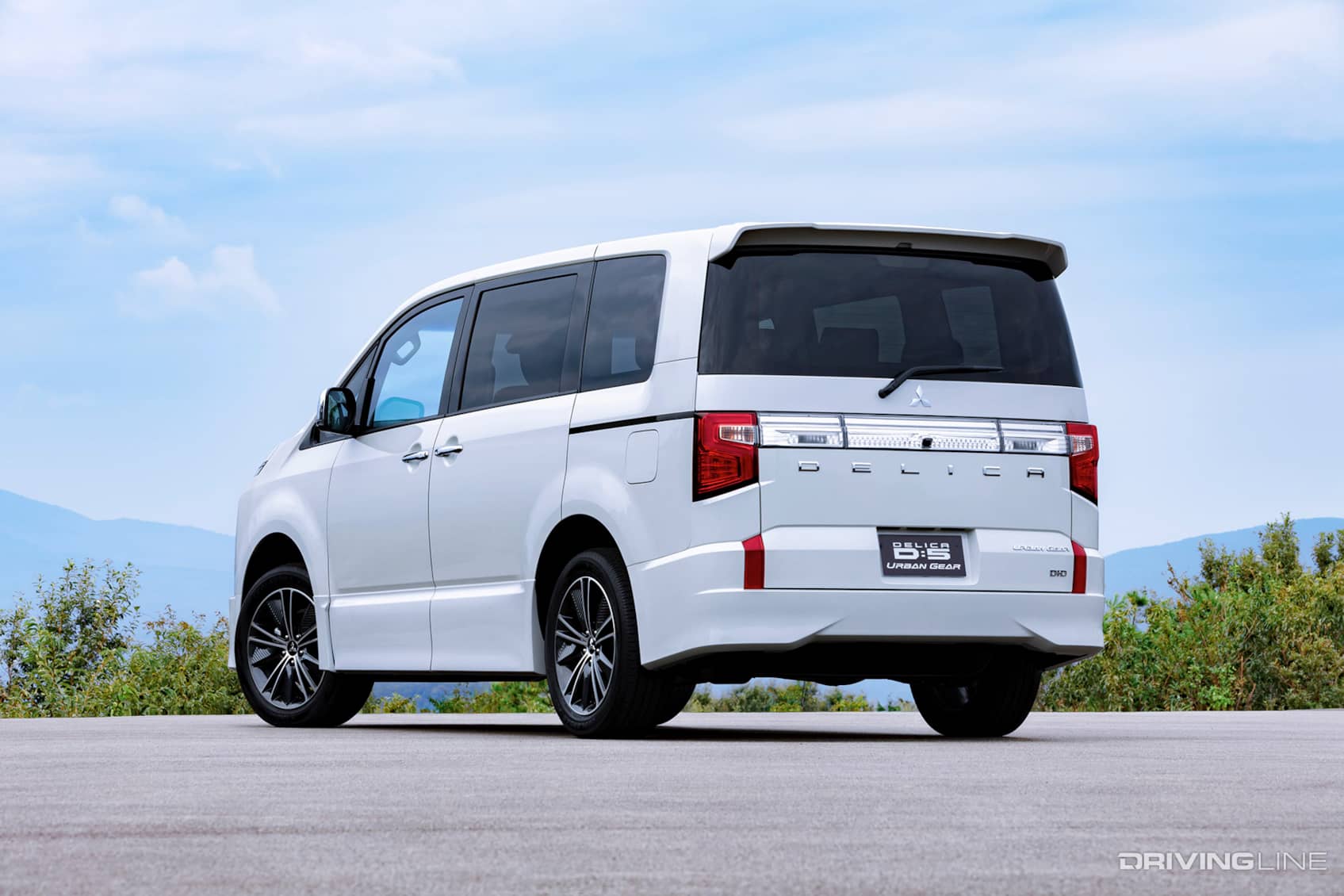 An Off-Road Minivan Alternative to Fight Subarus & Other Rugged CUVs ...