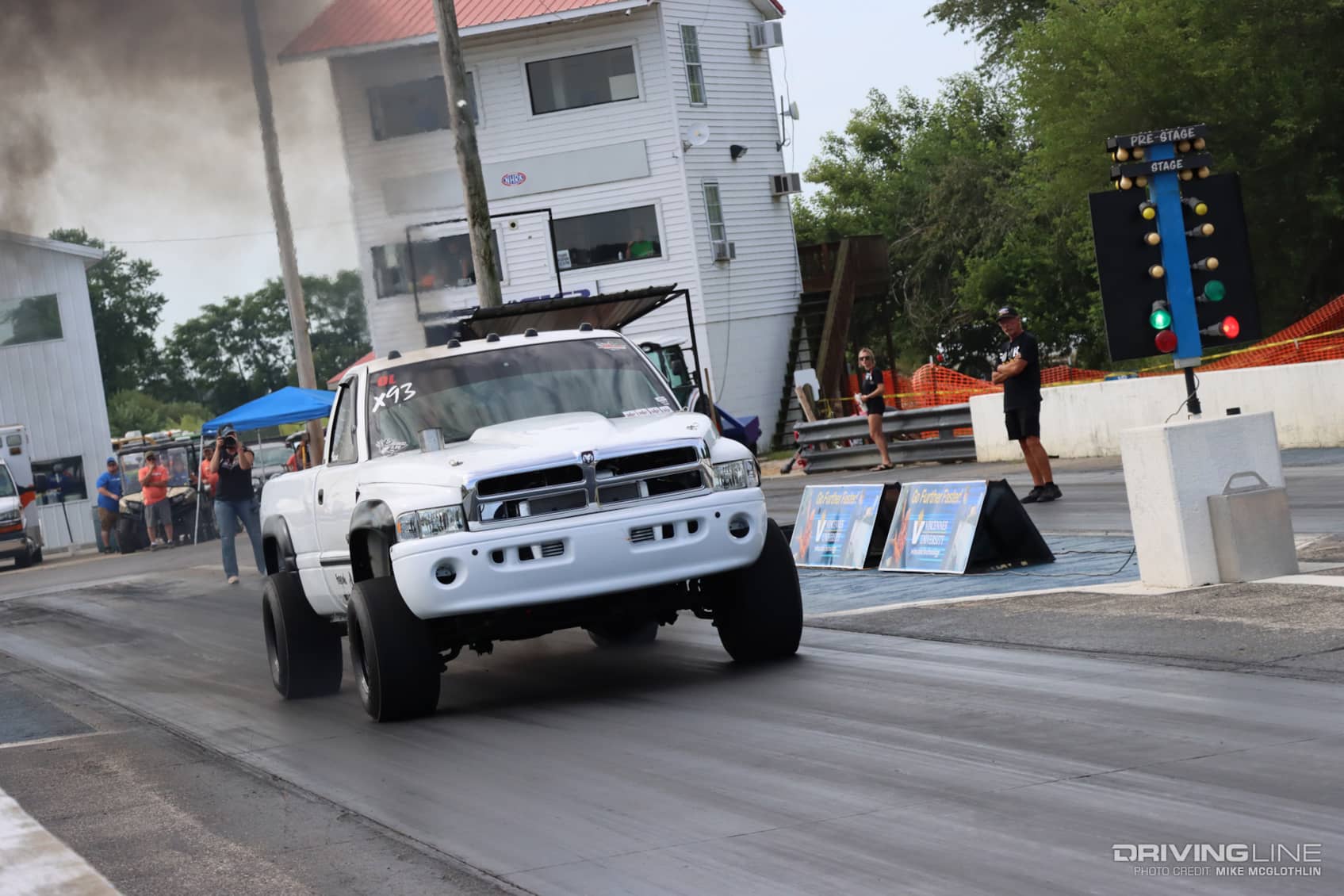 Old-School Vs. New-Age: How To Pick The Perfect Diesel Drag Truck ...