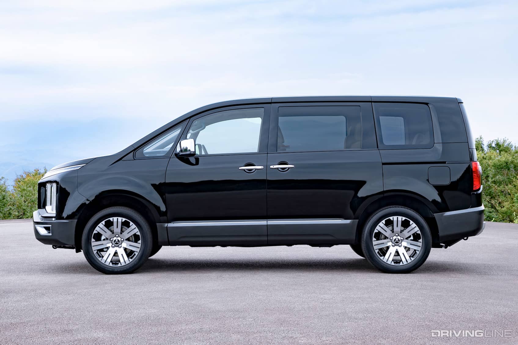 An Off-Road Minivan Alternative to Fight Subarus & Other Rugged CUVs ...