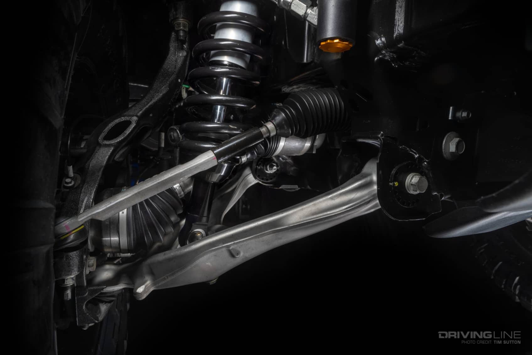 IFS Versus Solid Axle (Ford Bronco versus the Jeep Wrangler) | DrivingLine