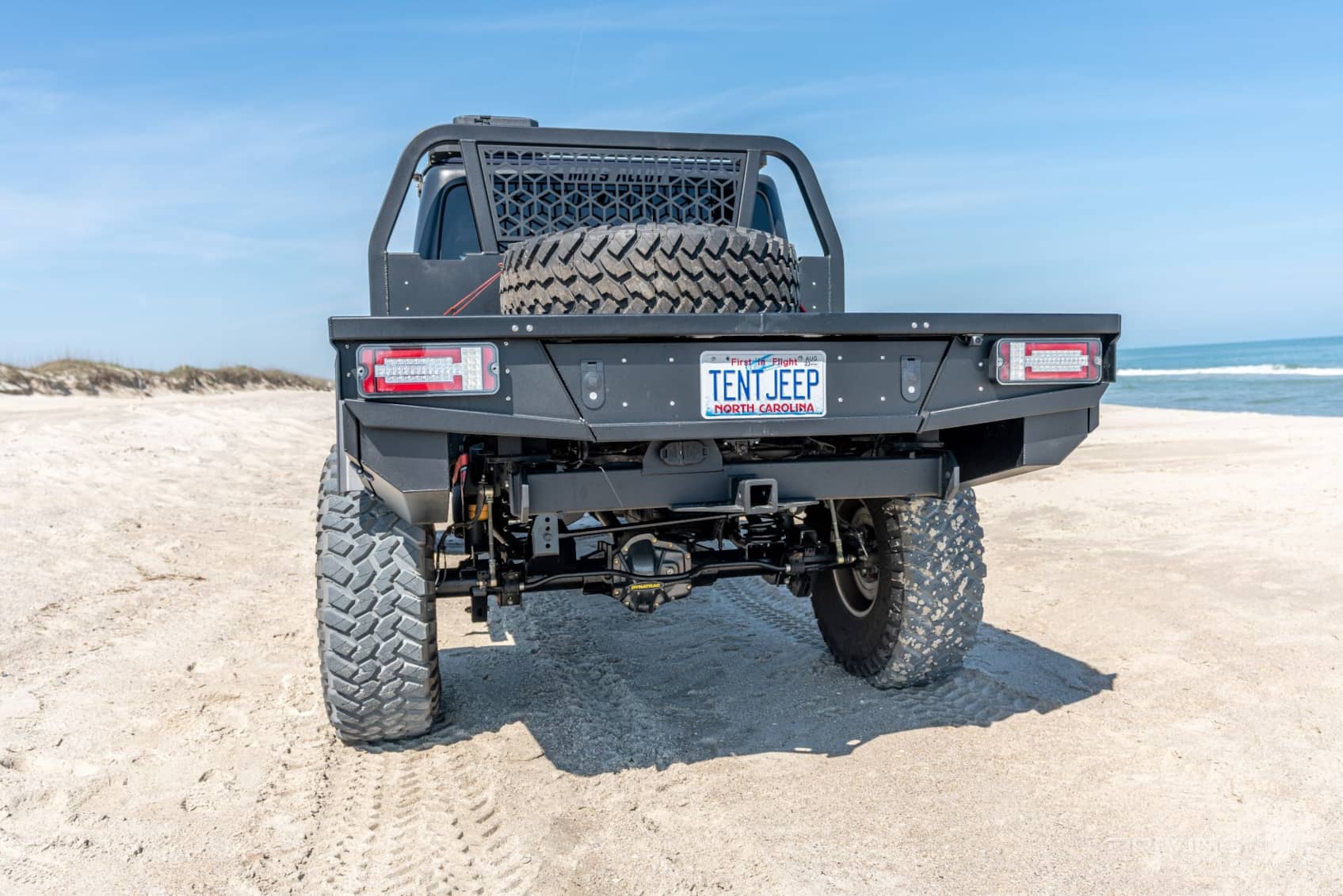 Jeep Gladiator Rubicon on 40's Flatbed Conversion from MITS Alloy ...